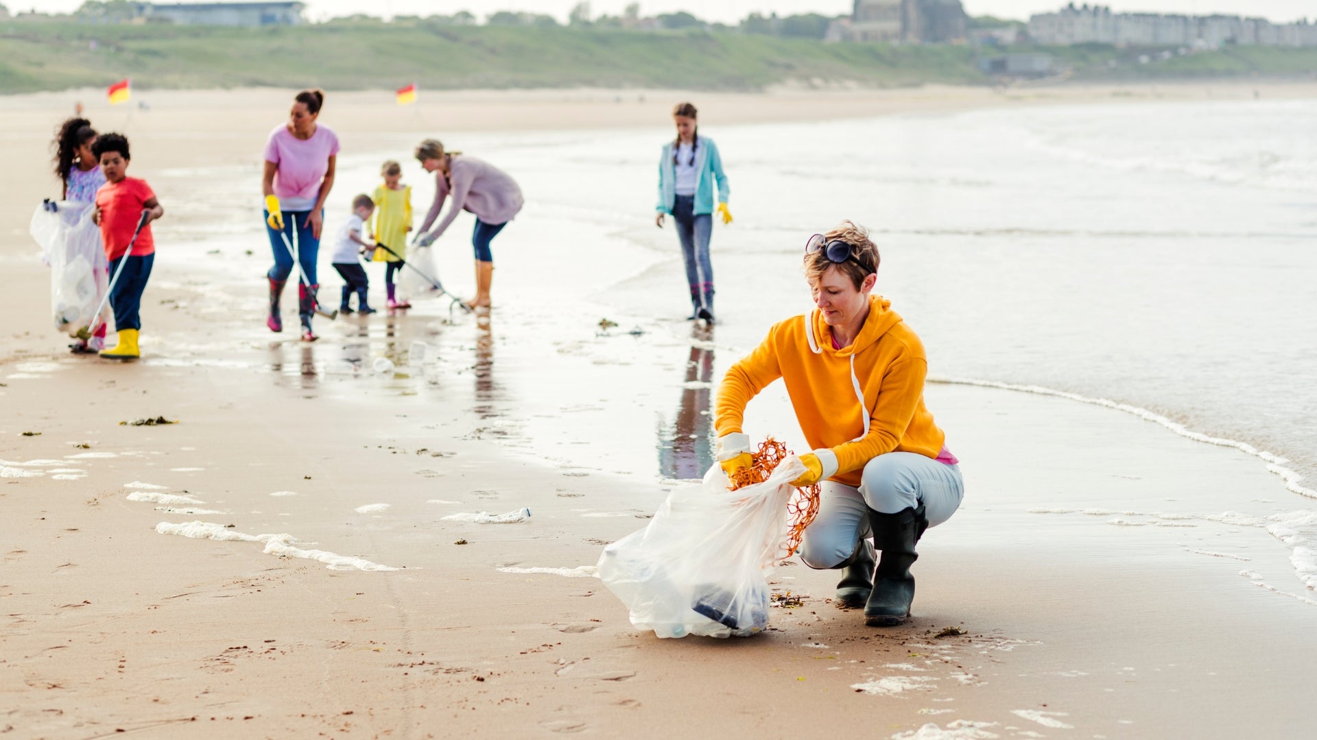 How to Organise a Beach Clean-Up Event | Beach Soul®